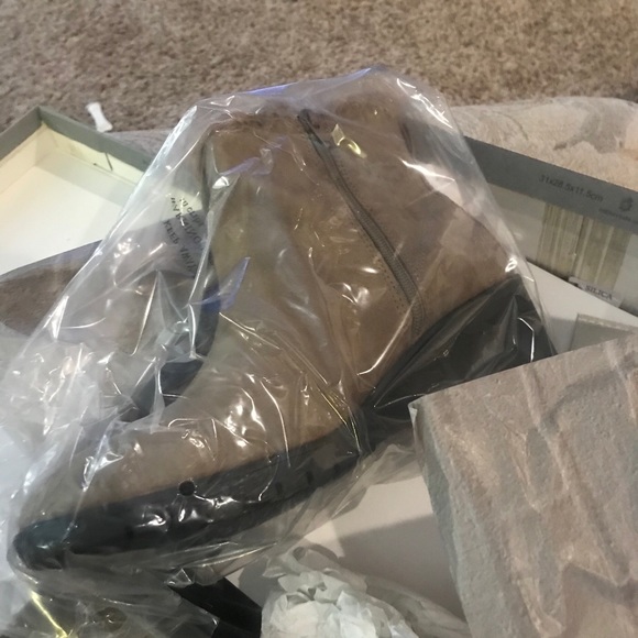 me too | Shoes | Adam Tucker Me Too Booties | Poshmark